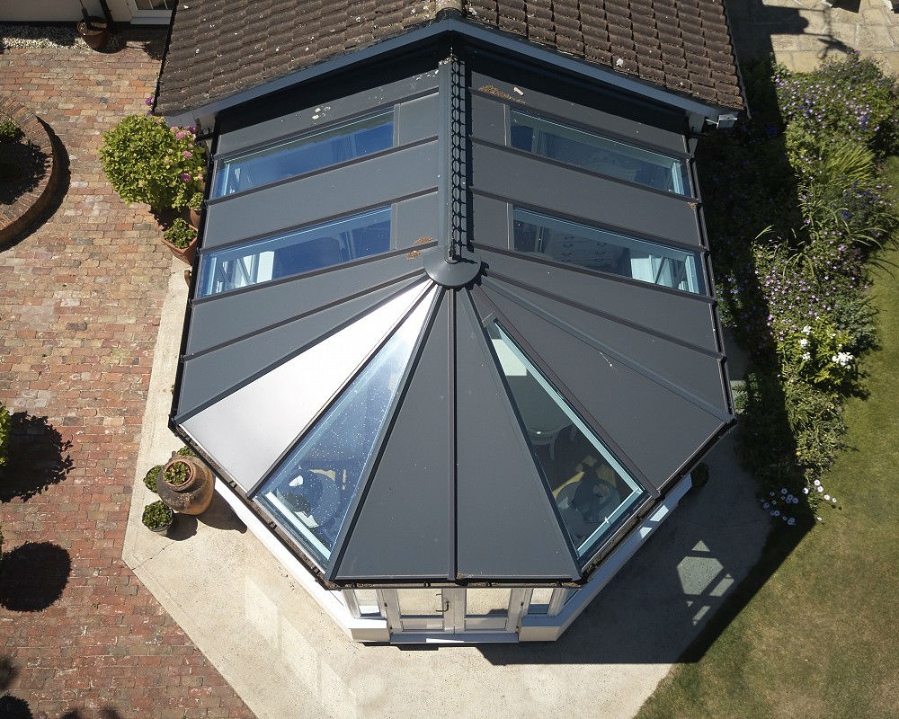 Jaw-dropping Doncaster conservatory & Hybrid roof (with pics) | EYG