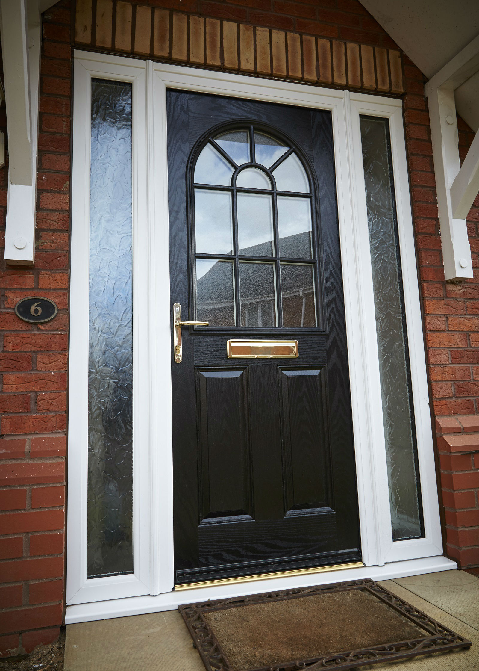 Modern black composite door in Brough (with unmissable pics) | EYG
